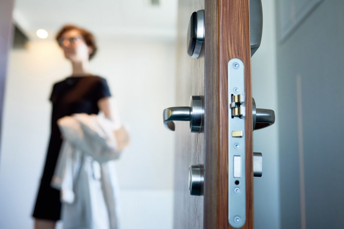 How to Keep Your Apartment Safe During Your Summer Vacation - Byrnes ... How to Keep Your Apartment Safe During Your Summer Vacation - Byrnes ...